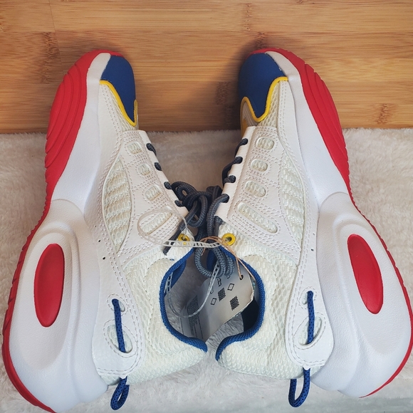 Reebok | Shoes | Reebok Solution Mid Trainers Basketball Sz 45 | Poshmark